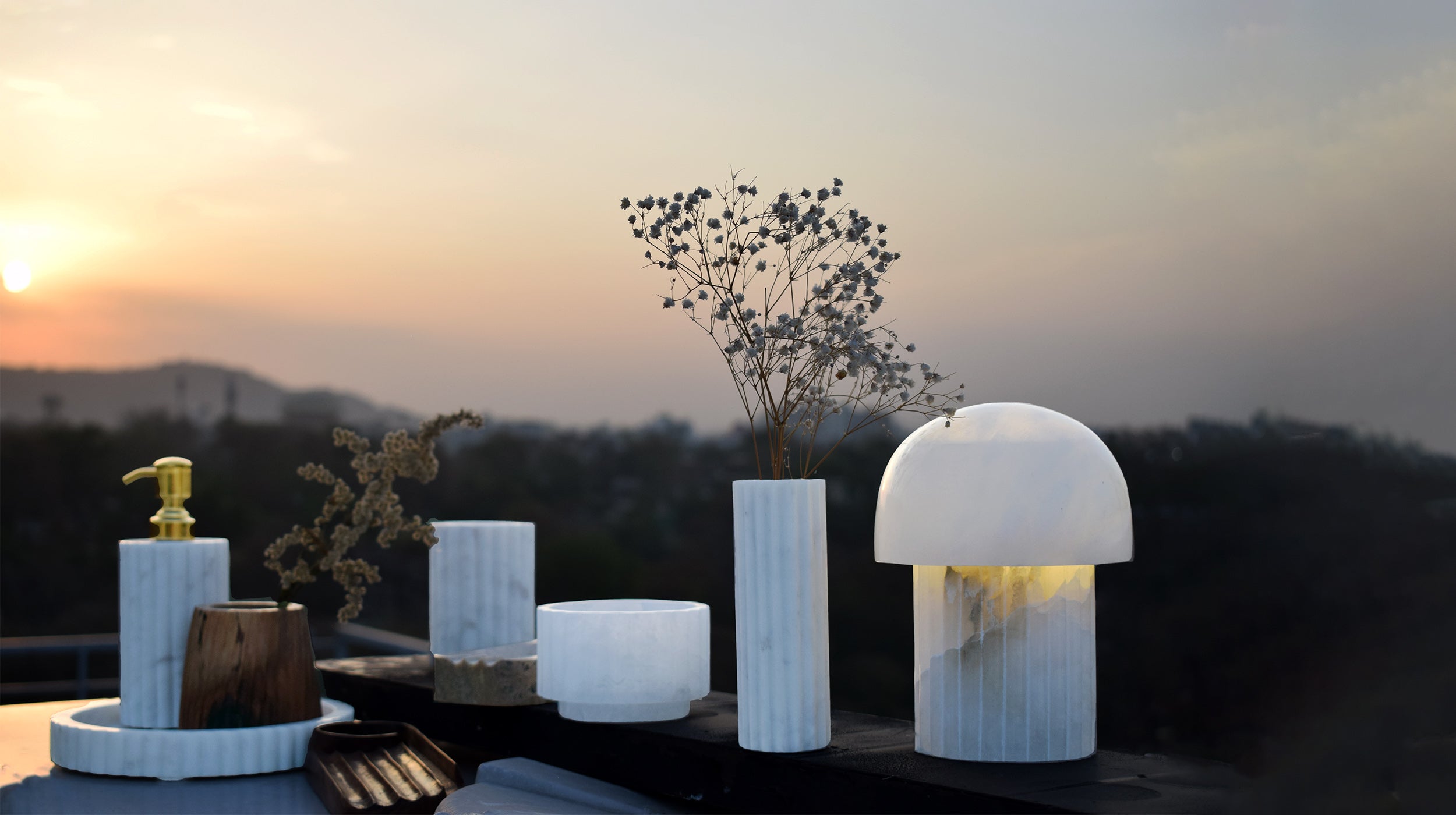 Play Of Lines – HALFDOT