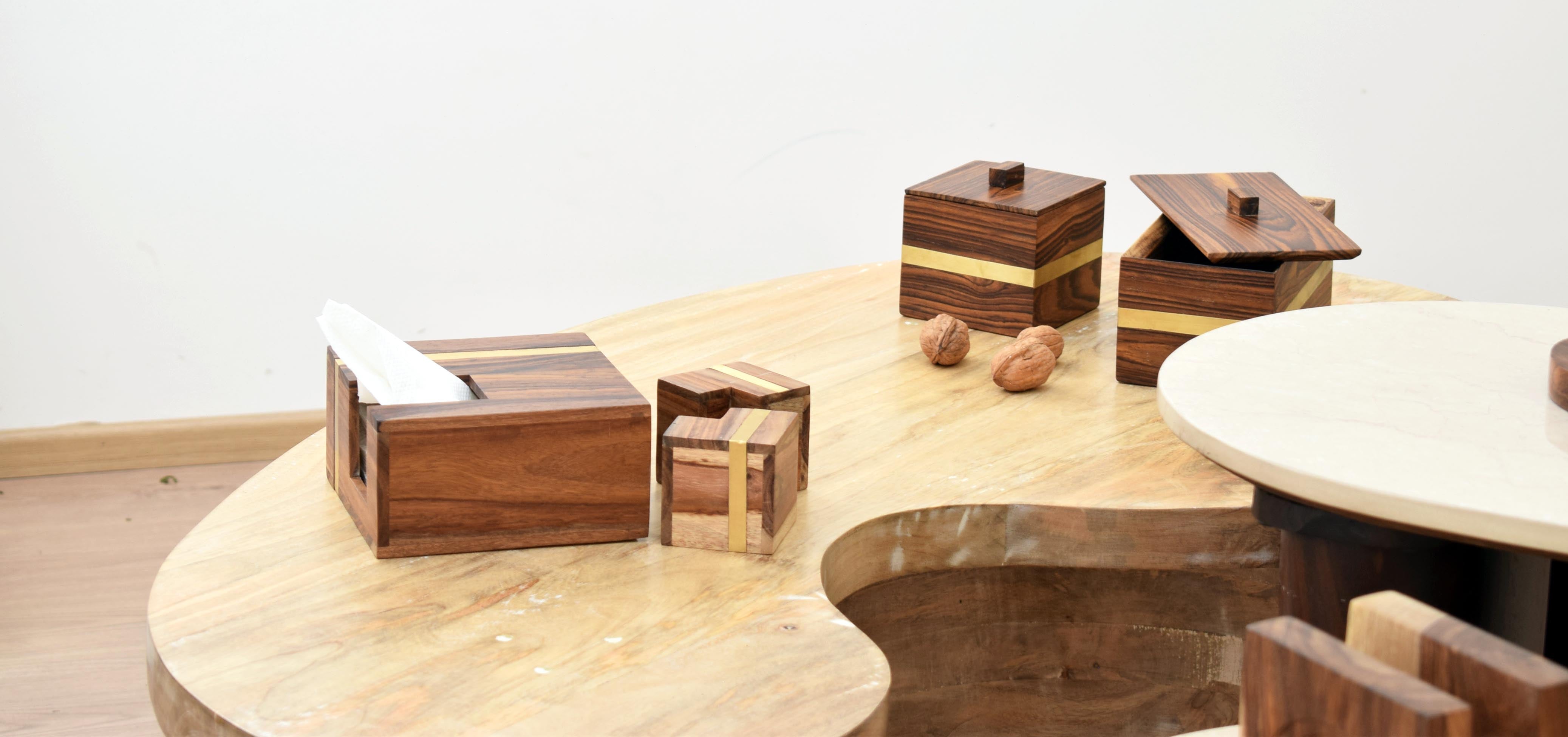 wood & brass home decor – HALFDOT