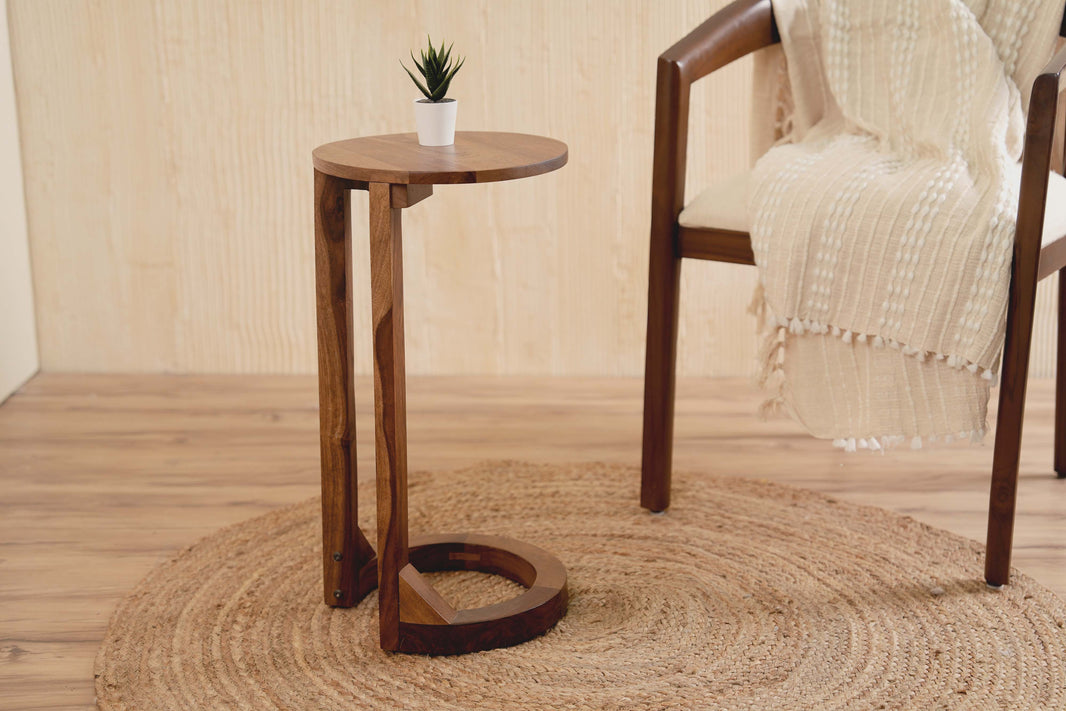 Accent Tables – HALFDOT